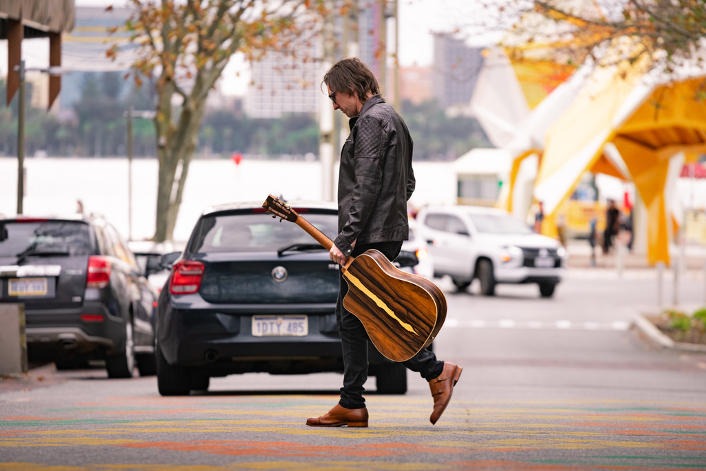 Explore the Finest Handcrafted Guitars at ellis guitars - Unleash Your ...